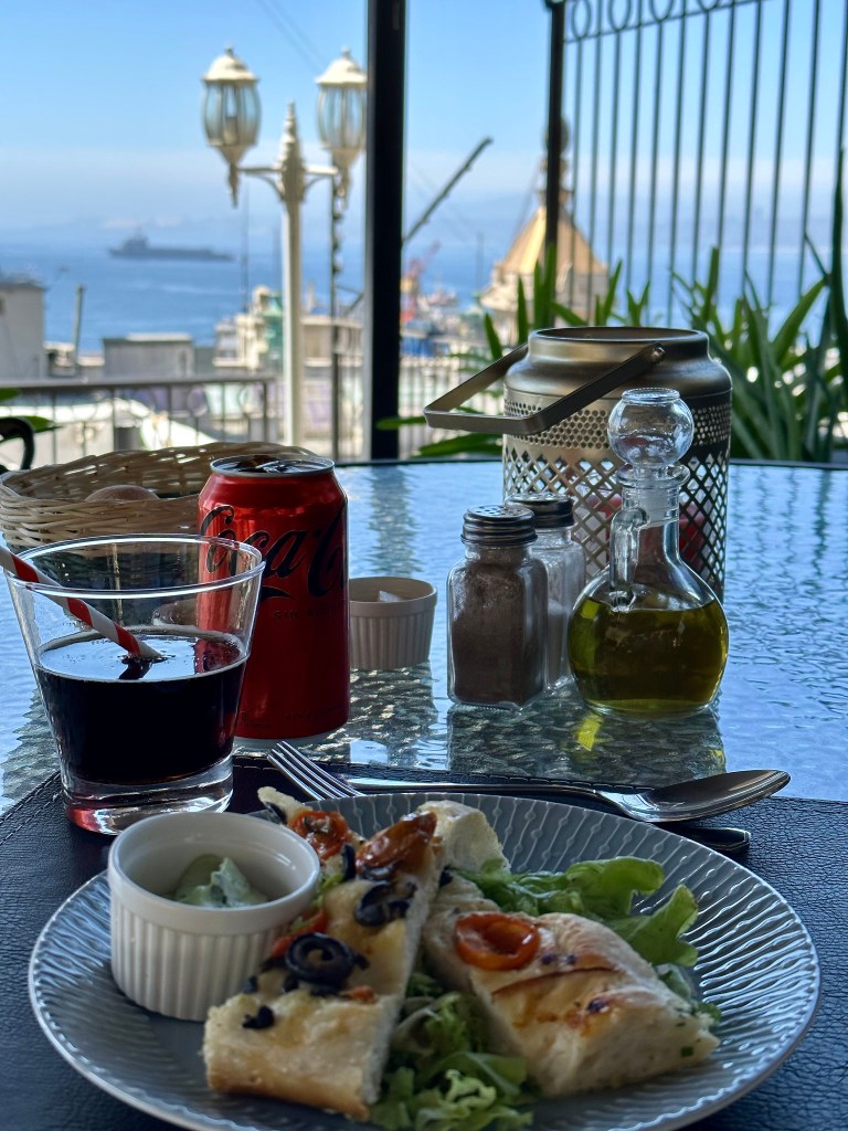 Tramonto: El nuevo restaurante del cerro Concepción - Apuntes y Viajes